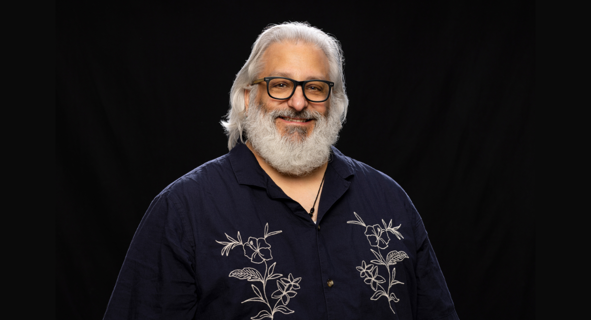 Jason Daniel-Ulloa receives UW's Lifelong Learning Award for commitment to teaching | UW School ...